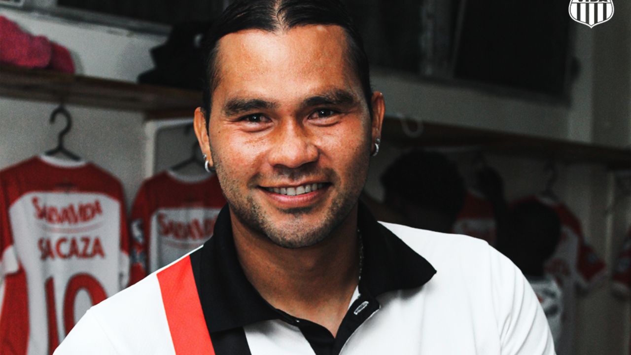 Gullit Peña ya sabe si jugará o no con el Vida en el último partido de ...