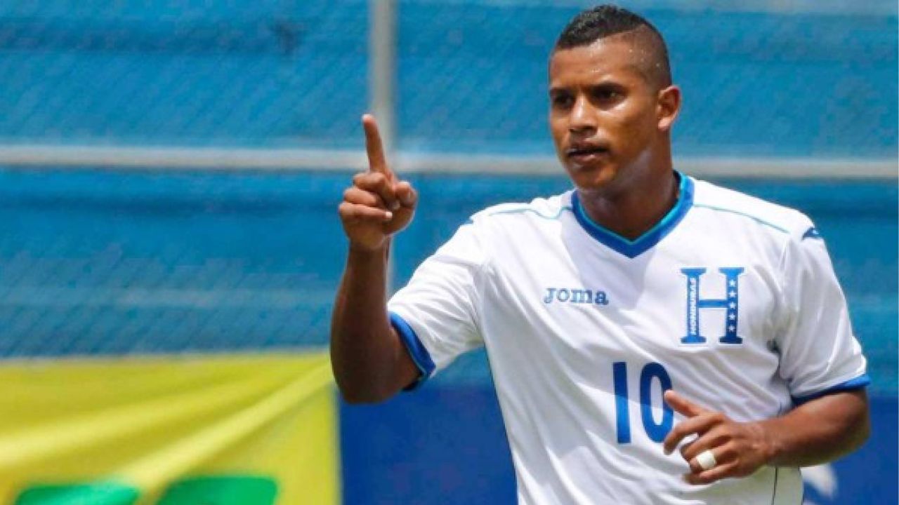 Óscar Salas es presentado por su nuevo club para el torneo Apertura 2025